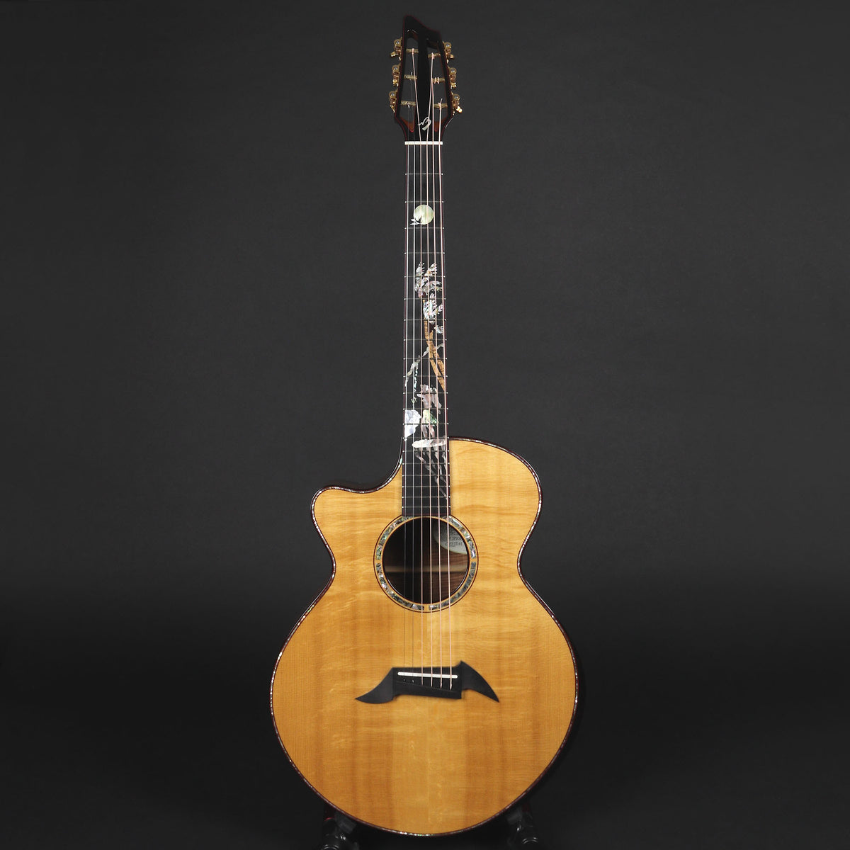 Breedlove Master Class 'Moon Dancer' Left-handed (Pre-owned) – Mak's ...
