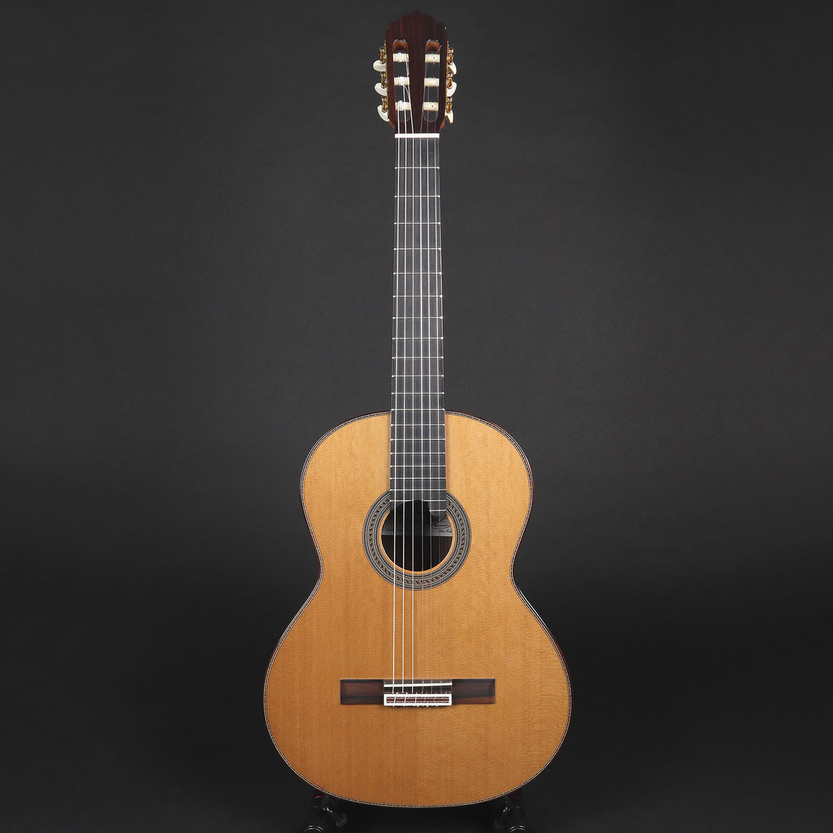 Amalio Burguet 1a Cedar/Rosewood #014 – Mak's Guitars