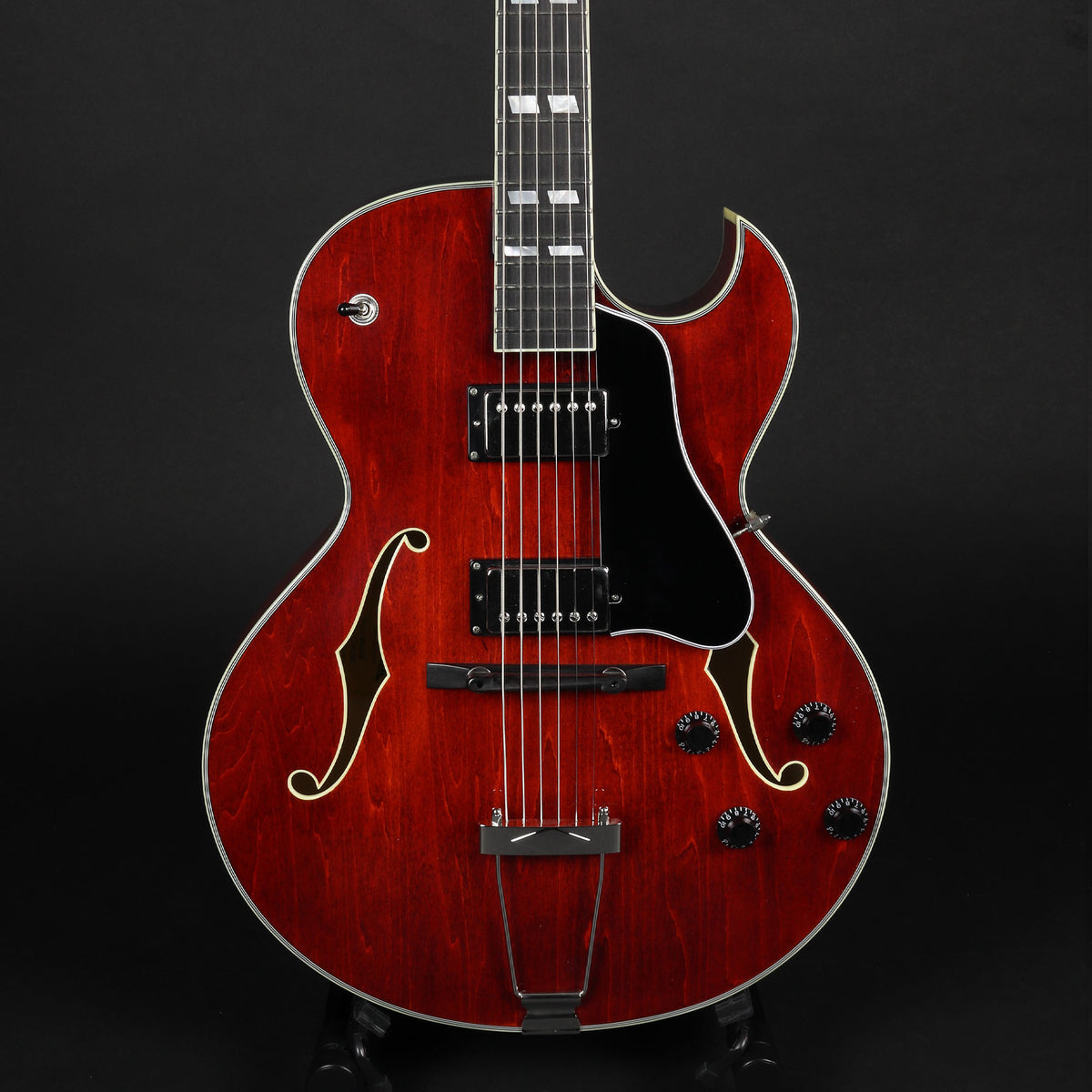 Eastman AR372CE Archtop - Classic #0390 – Mak's Guitars