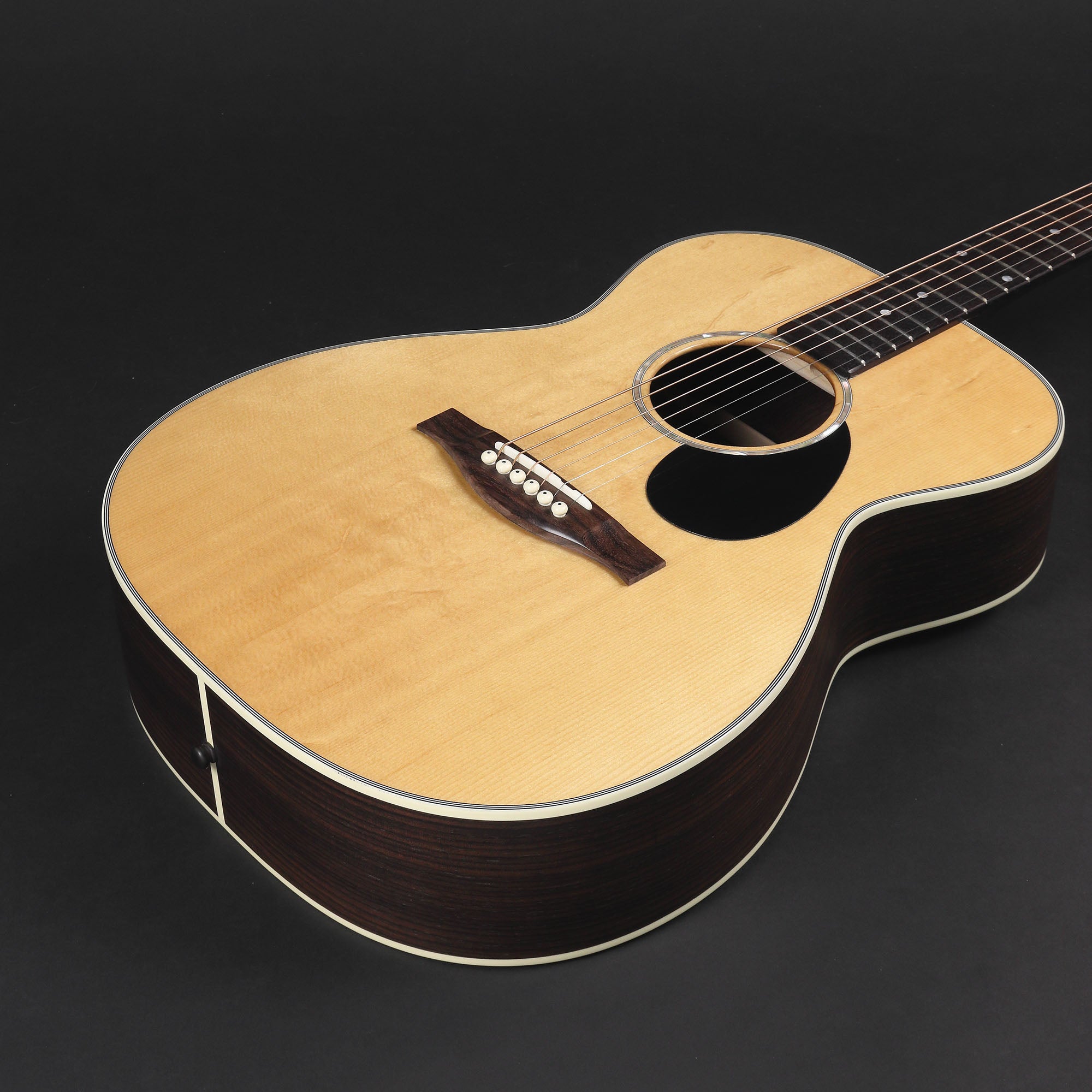 Eastman PCH2-OM Orchestra Model Acoustic Guitar – Mak's Guitars