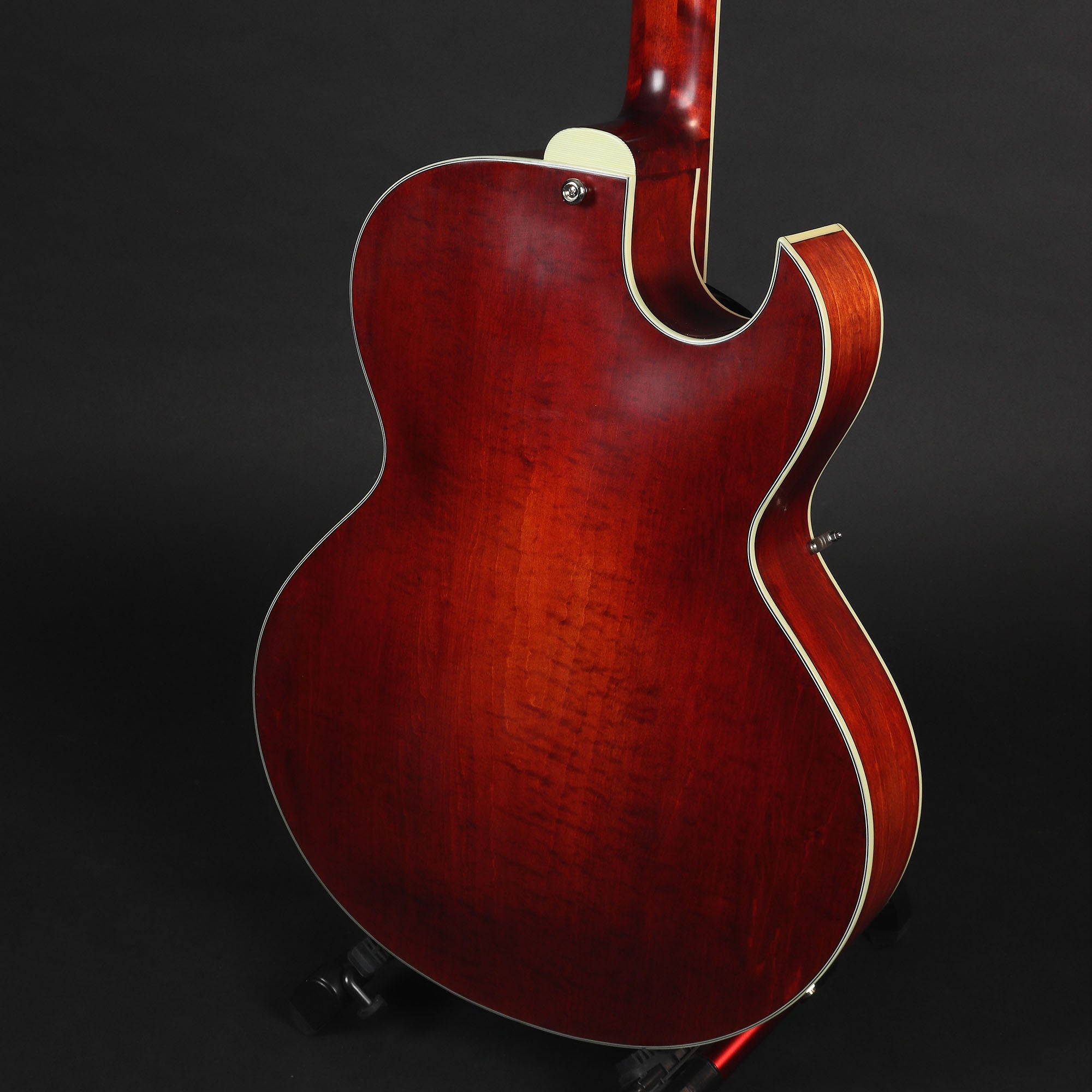 Eastman T49DL/tv Left-handed Archtop (Pre-owned) – Mak's Guitars