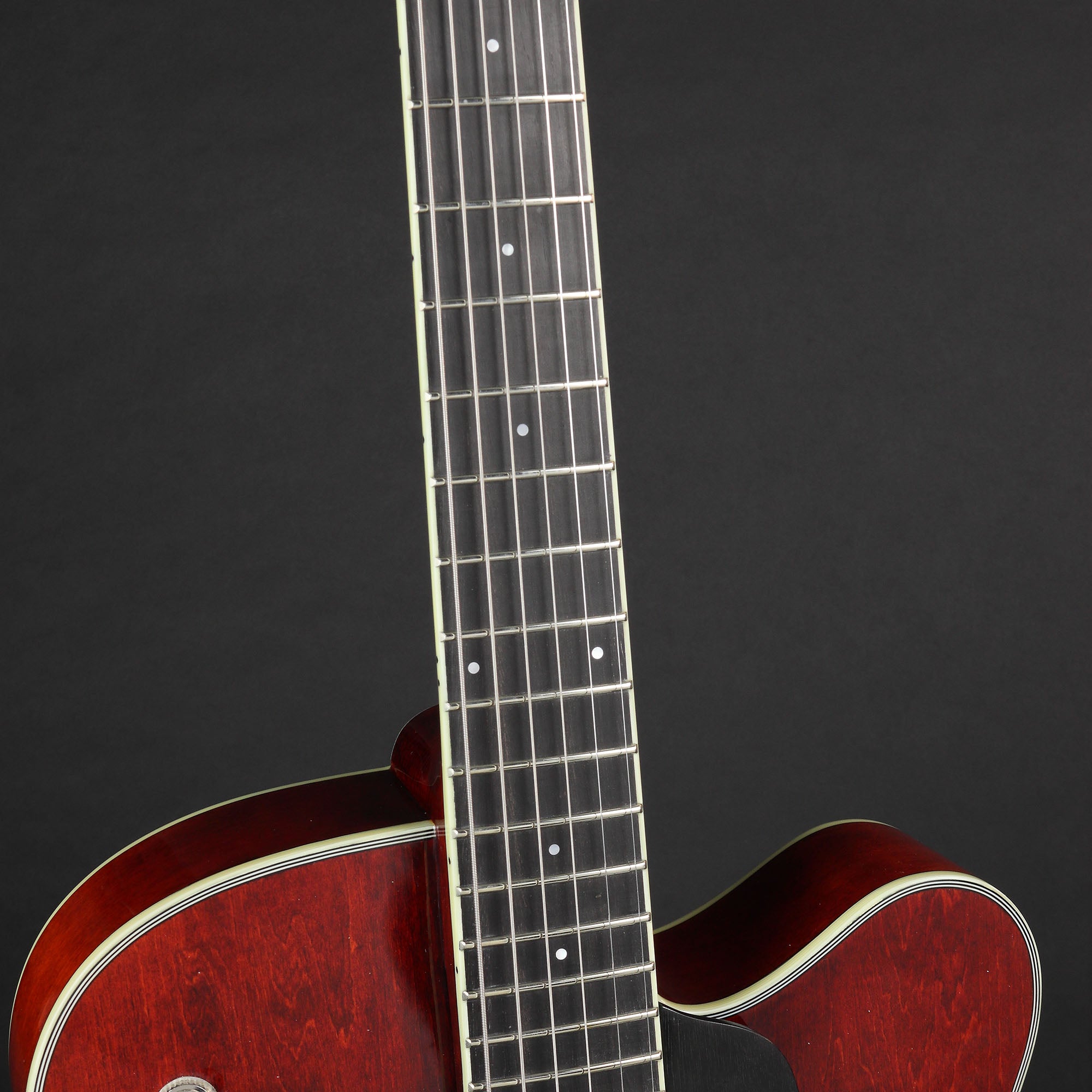 Eastman AR403CED Archtop Guitar - Classic #0273 – Mak's Guitars