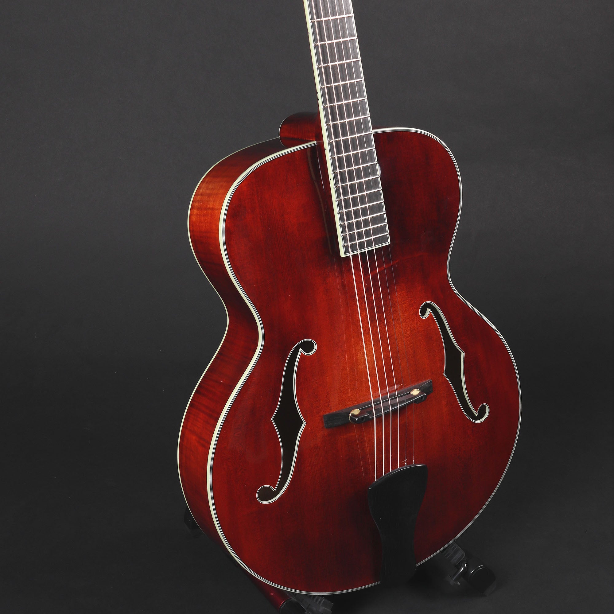 Eastman AR805 Acoustic Archtop - Classic Finish #0889 – Mak's Guitars