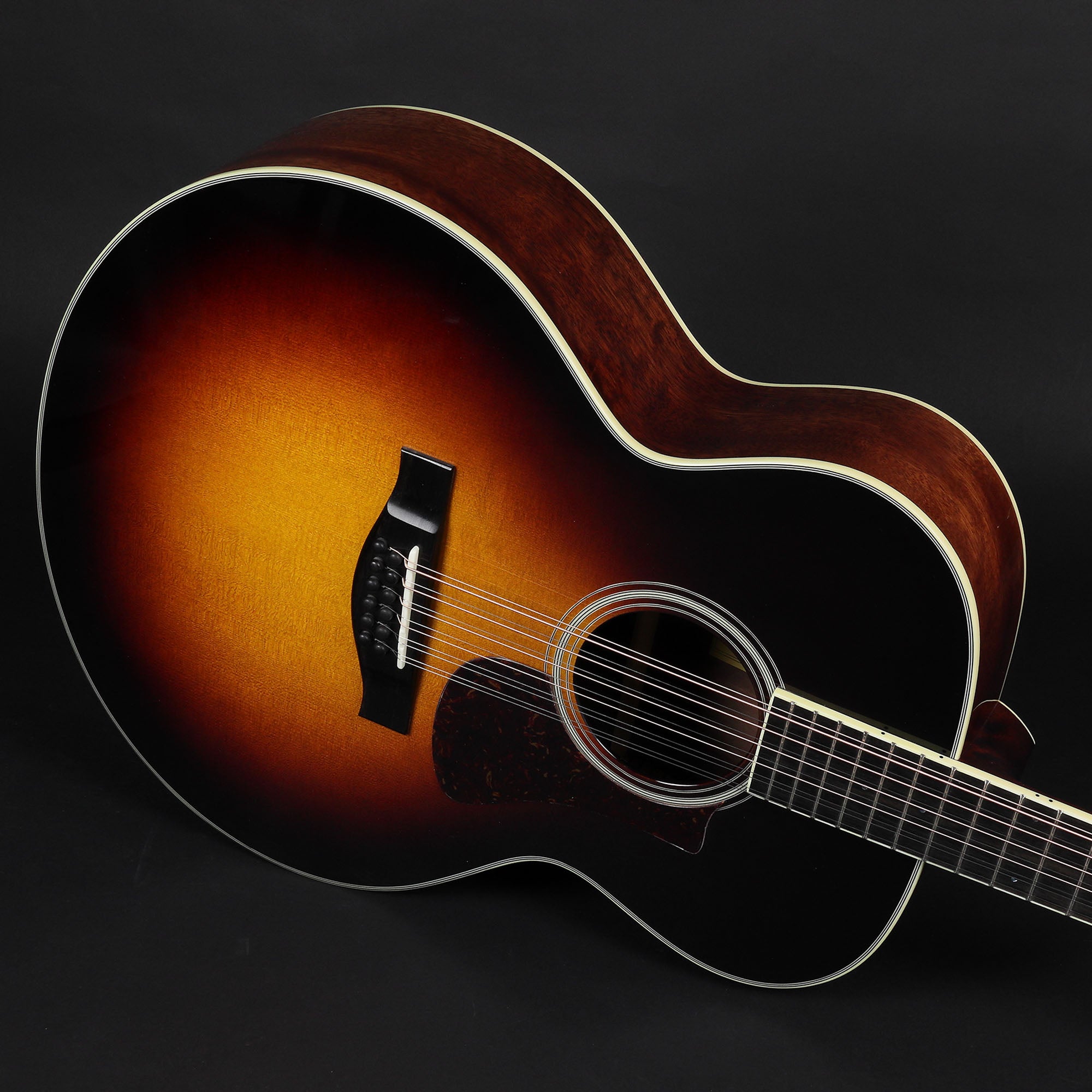 Eastman AC330E-12 Sunburst Jumbo 12-String #8070 – Mak's Guitars