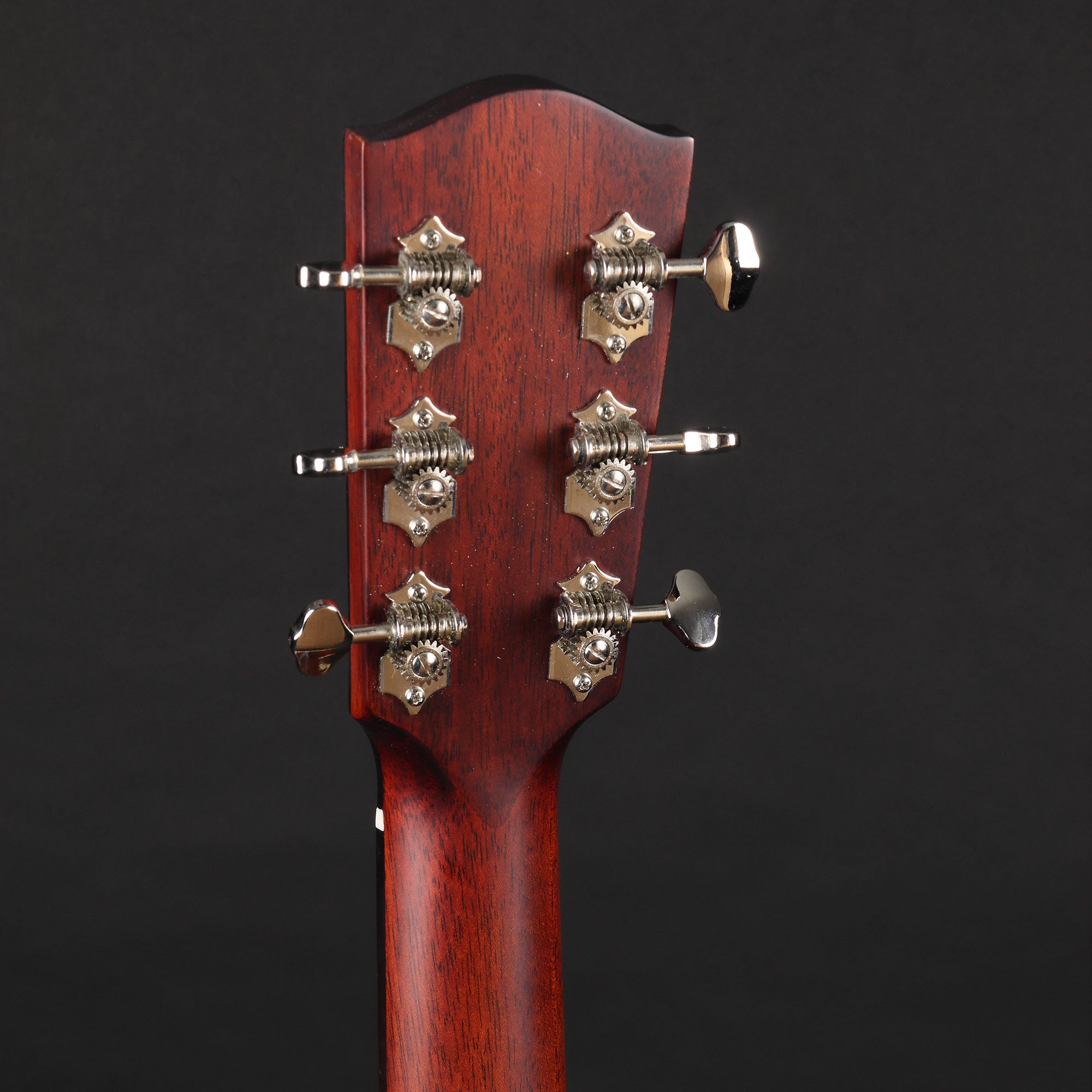 Eastman E10SS Slope Shoulder Dreadnought #0725 – Mak's Guitars