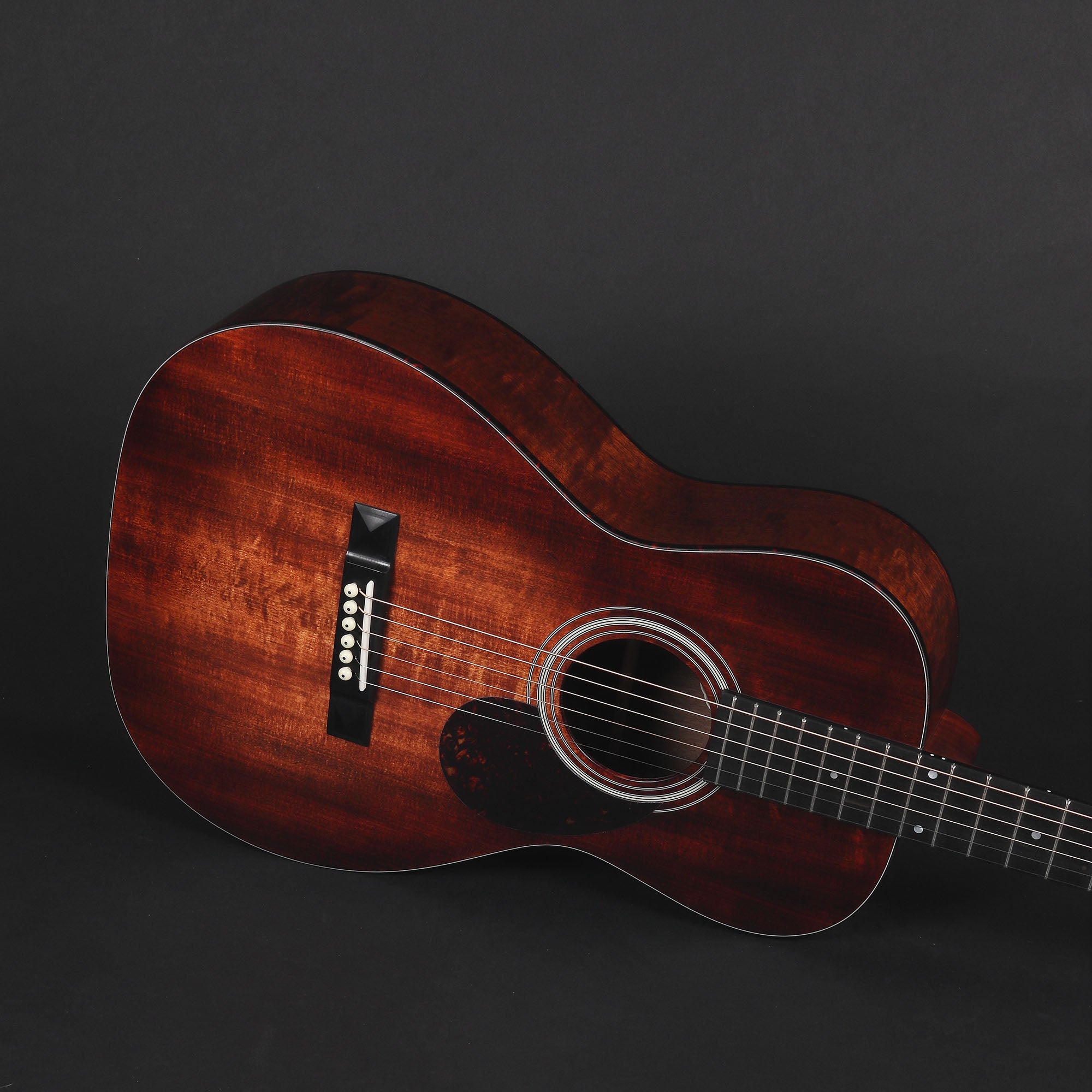 Eastman E1P "The Bluesmaster" Limited Edition Parlour #3037 – Mak's Guitars