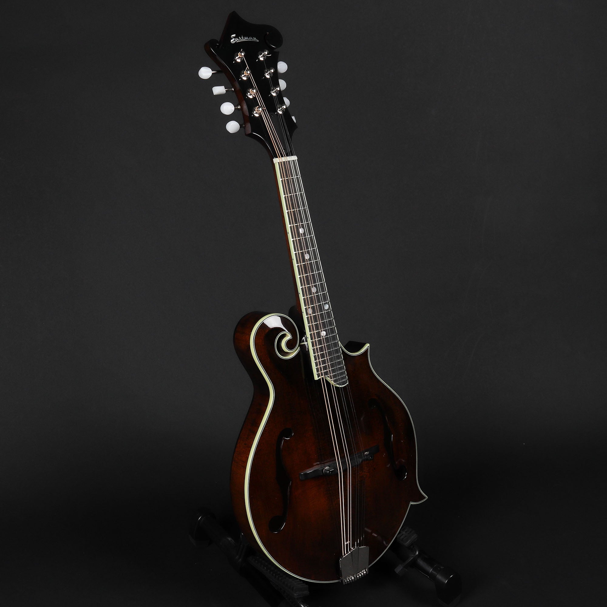 Eastman MD515 F-Style Mandolin - Classic #2559 – Mak's Guitars