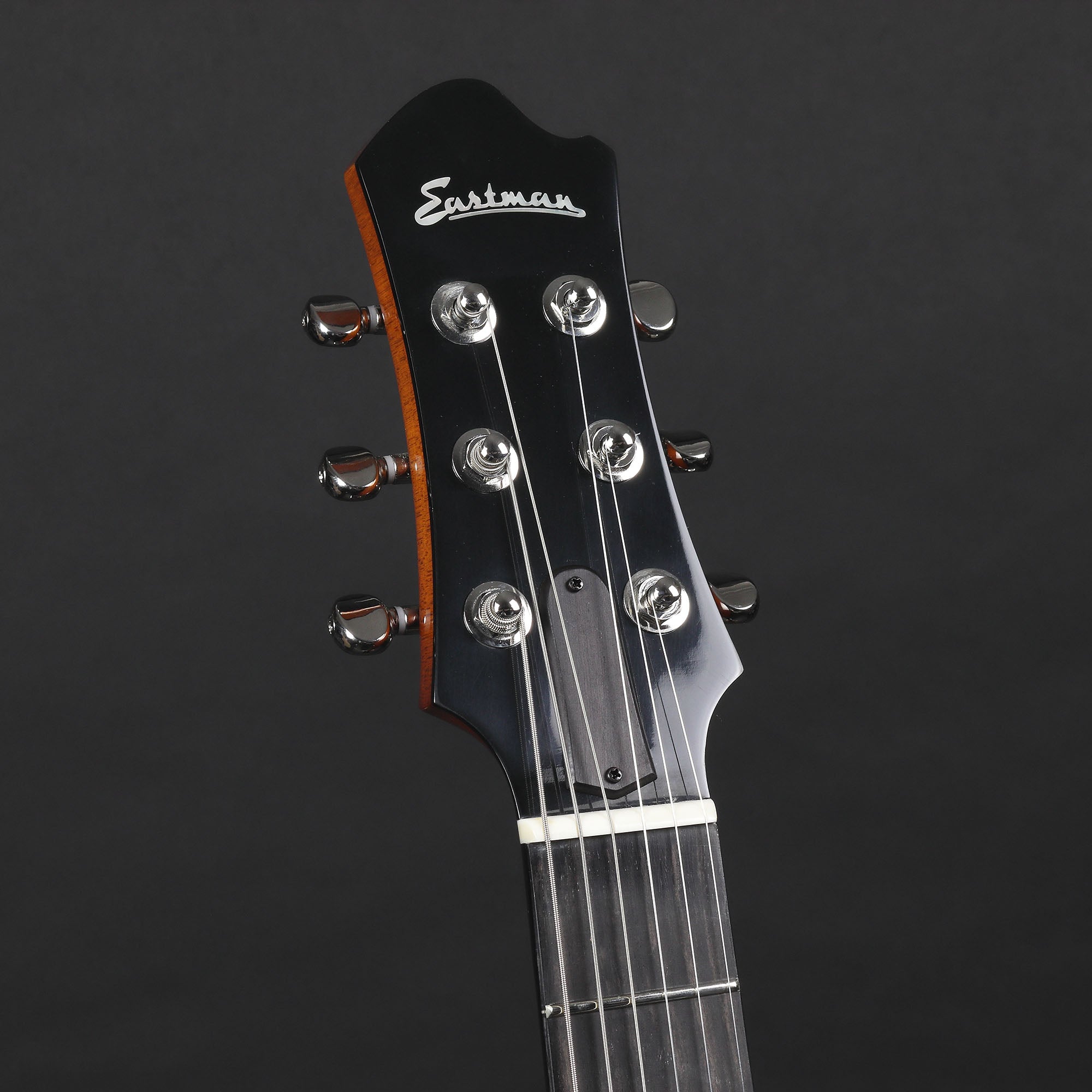 Eastman Romeo California #2207 – Mak's Guitars