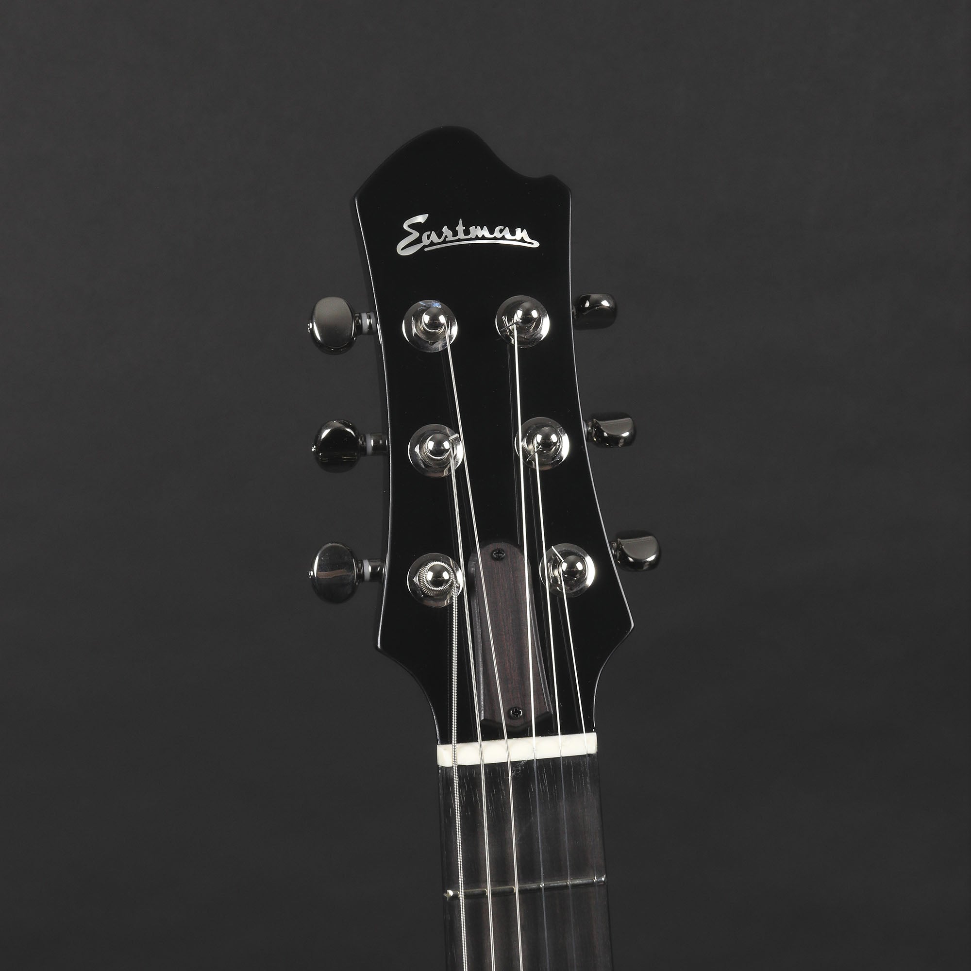 Eastman Romeo NYC - Black – Mak's Guitars