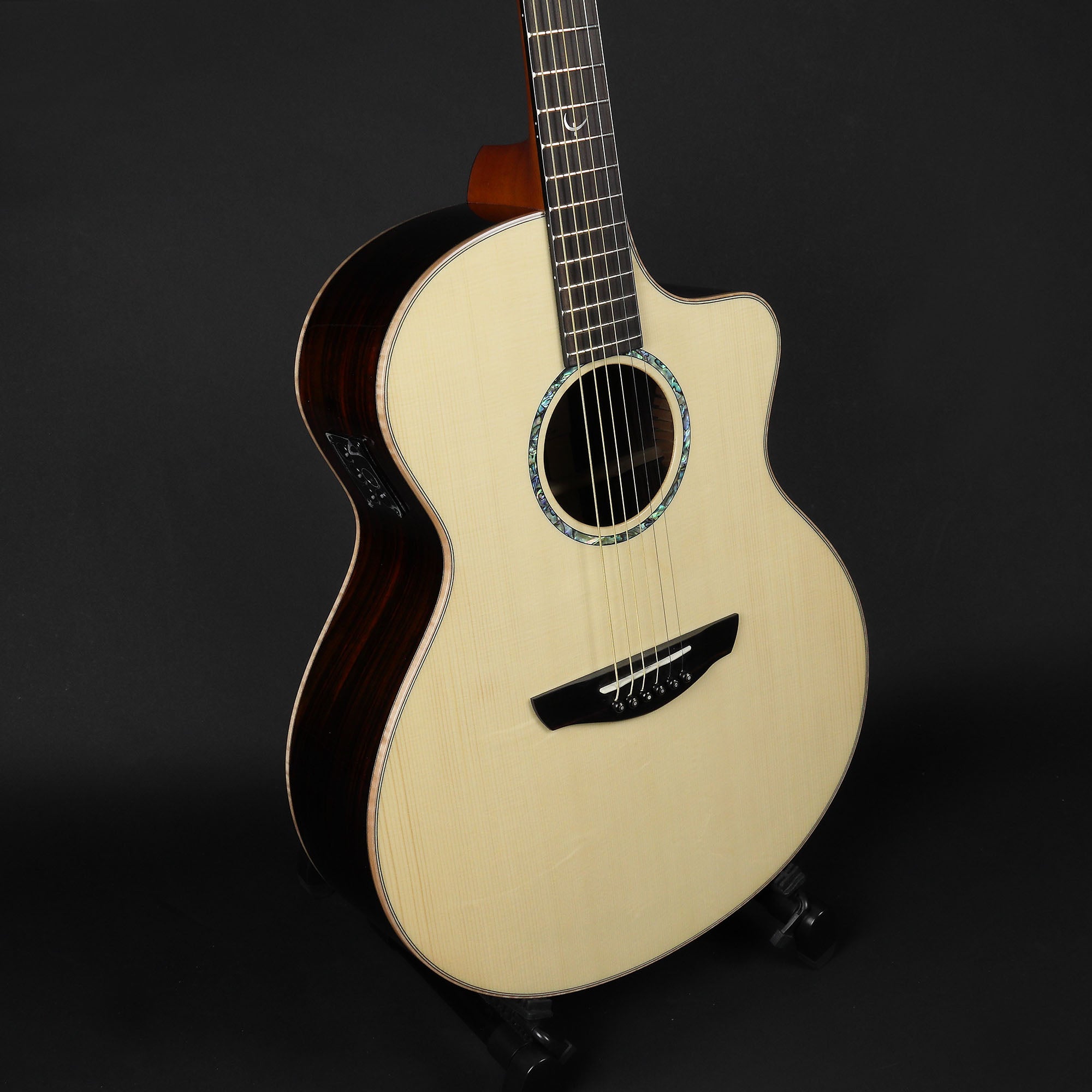 Faith FNCEHG3 HiGloss Neptune - Cutaway Electro – Mak's Guitars