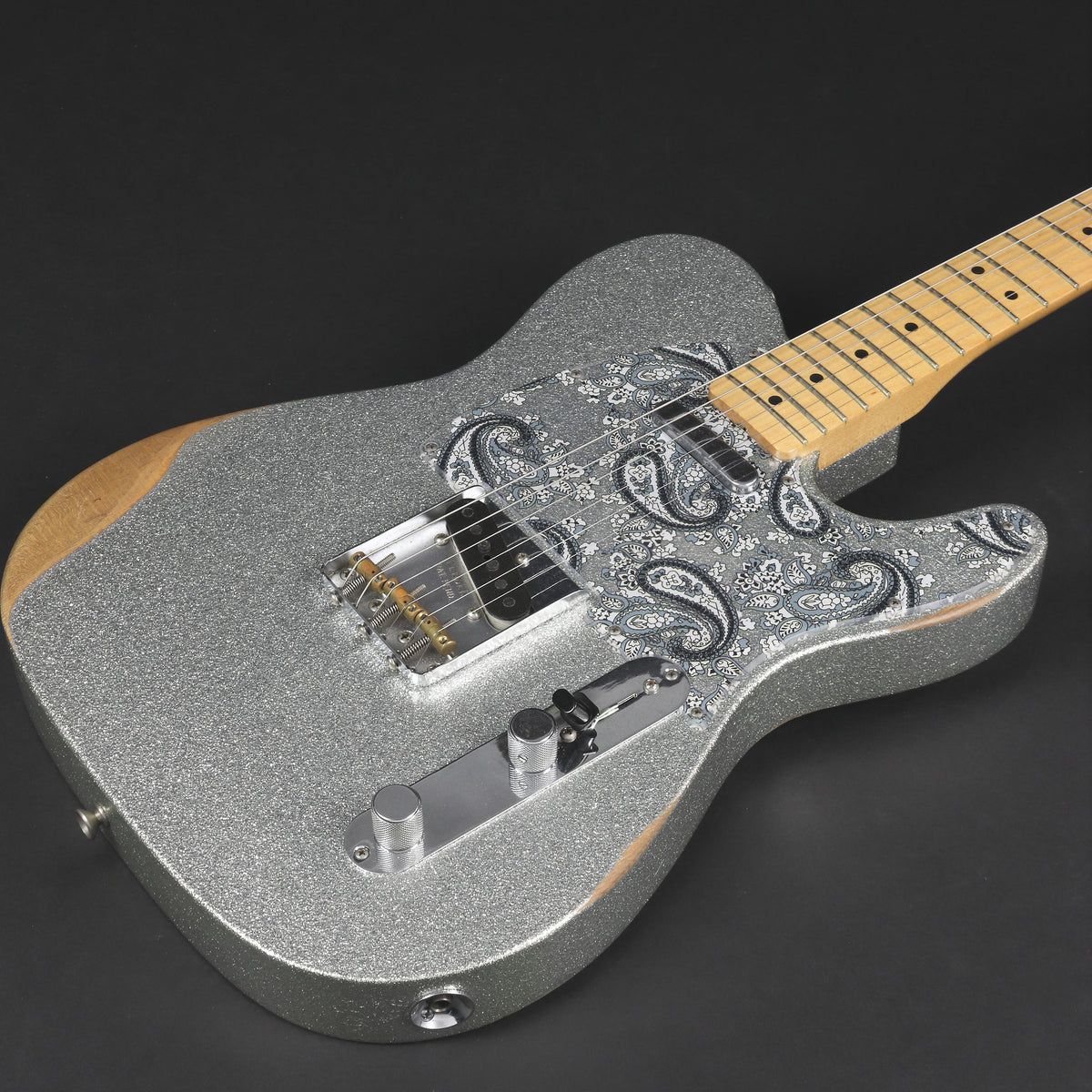Fender Brad Paisley Road Worn Telecaster (Pre-owned) – Mak's Guitars