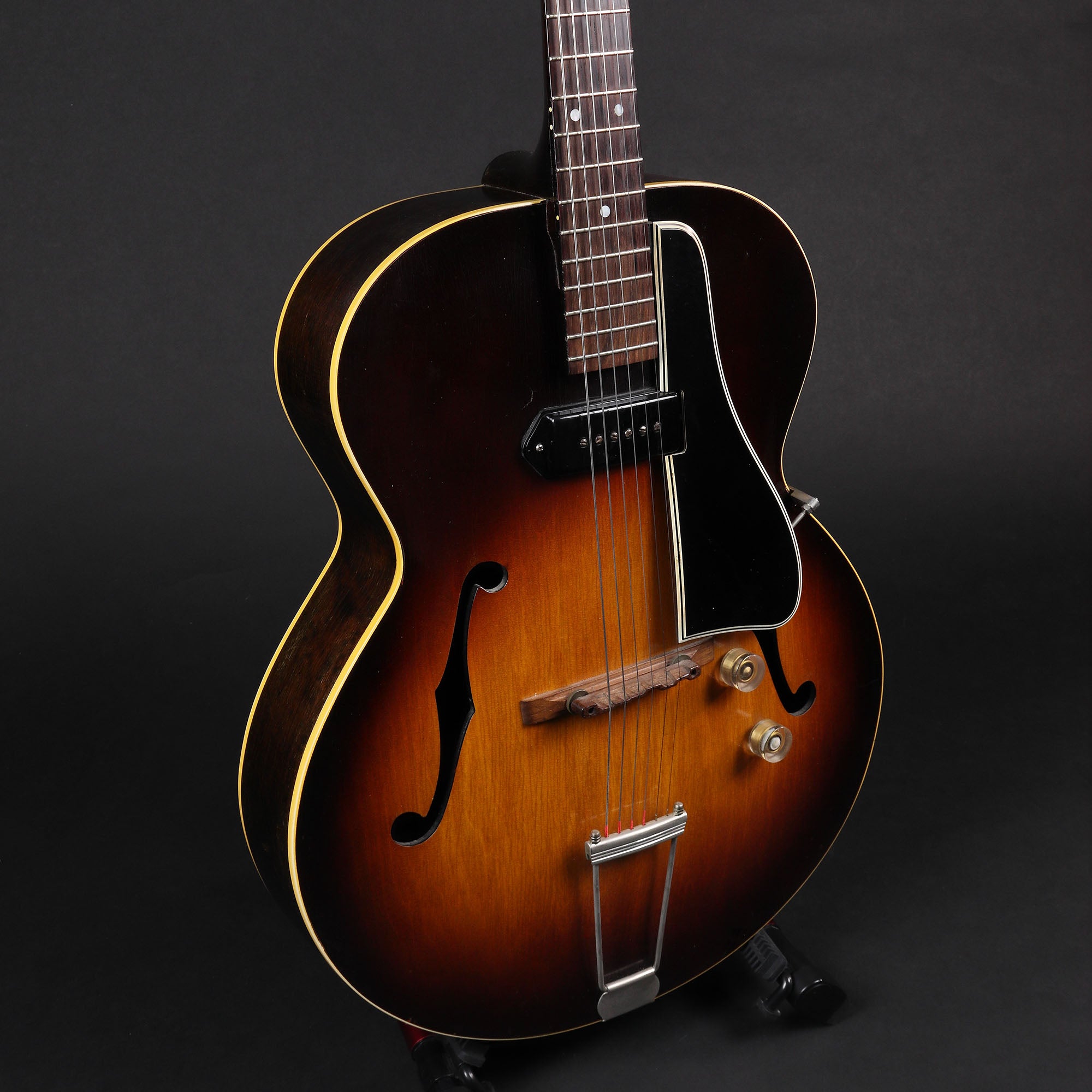 1949 Gibson ES-150 Sunburst – Mak's Guitars