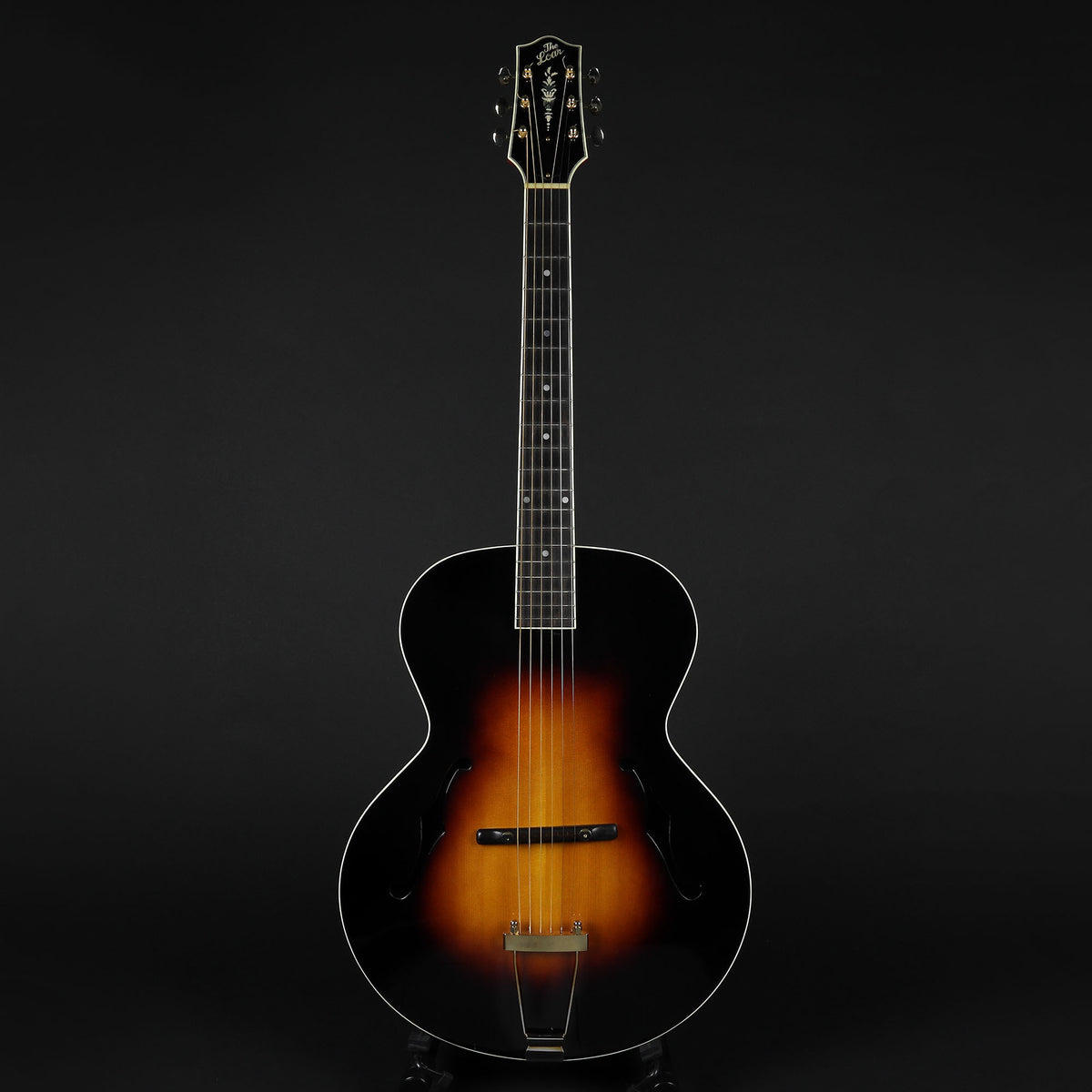 The Loar LH-700-VS Archtop Vintage Sunburst (Pre-owned) – Mak's Guitars