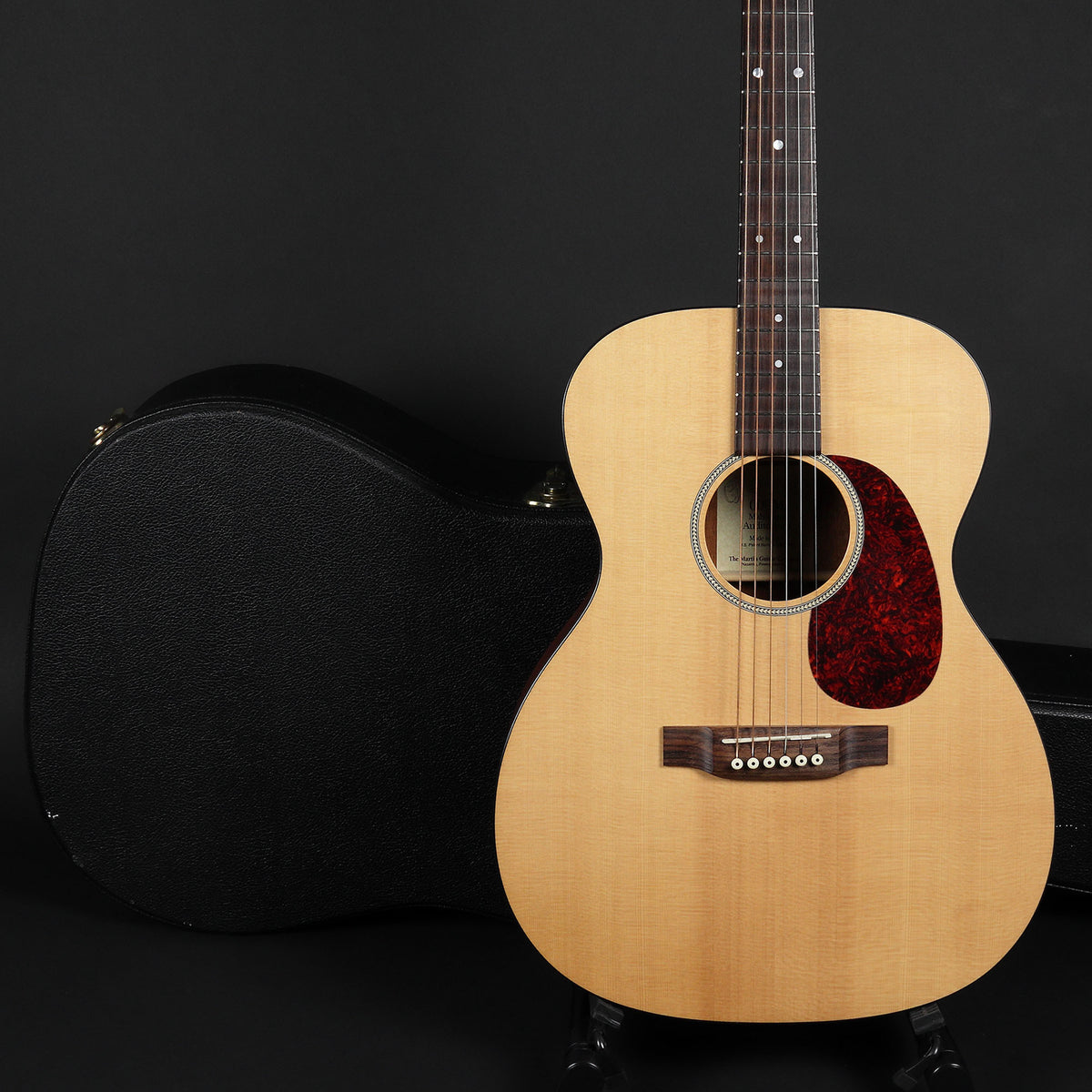 1997 Martin 000M Sitka/Mahogany (Pre-owned) – Mak's Guitars