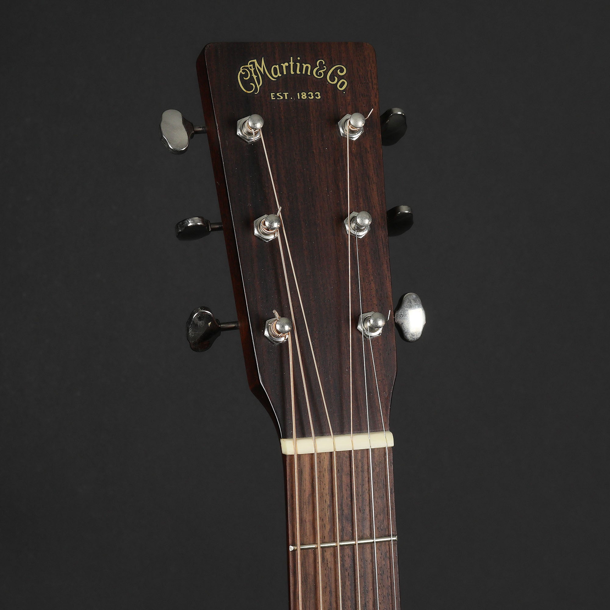 Martin D-15M All-Mahogany Dreadnought (Pre-owned) – Mak's Guitars