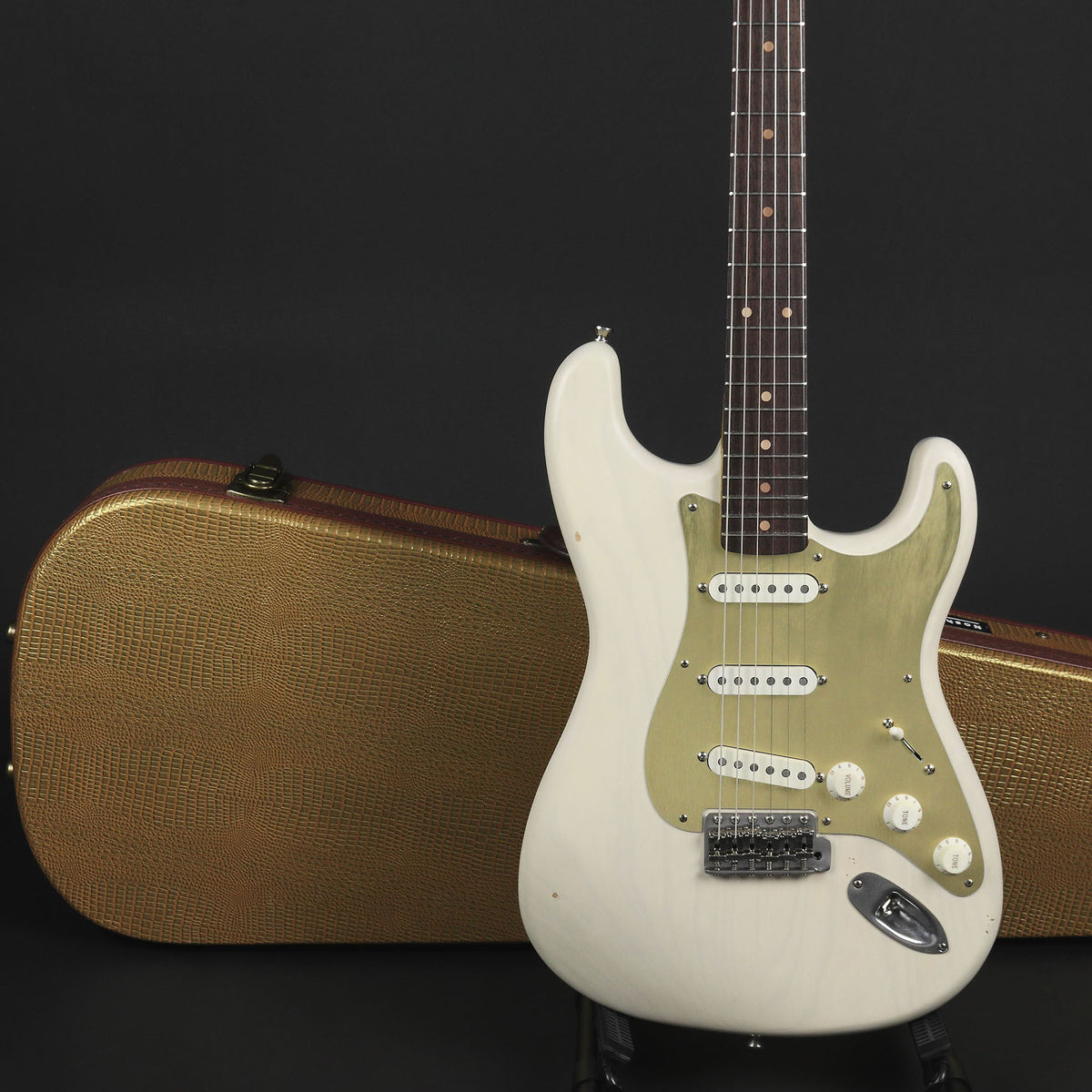 Nash S-63 Ash Mary Kaye Light Relic – Mak's Guitars