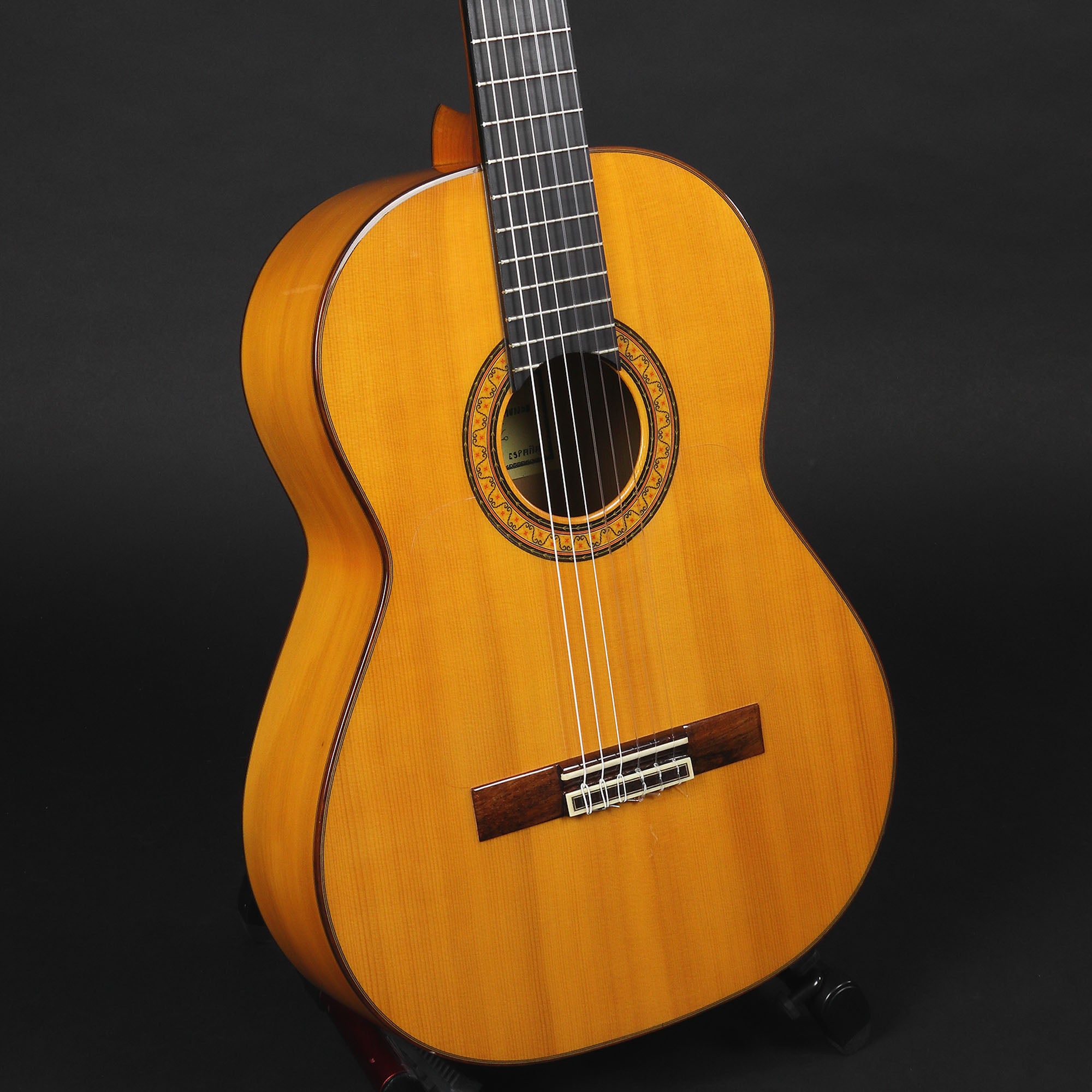 Raimundo Model 145 Flamenco Guitar (Pre-owned) – Mak's Guitars