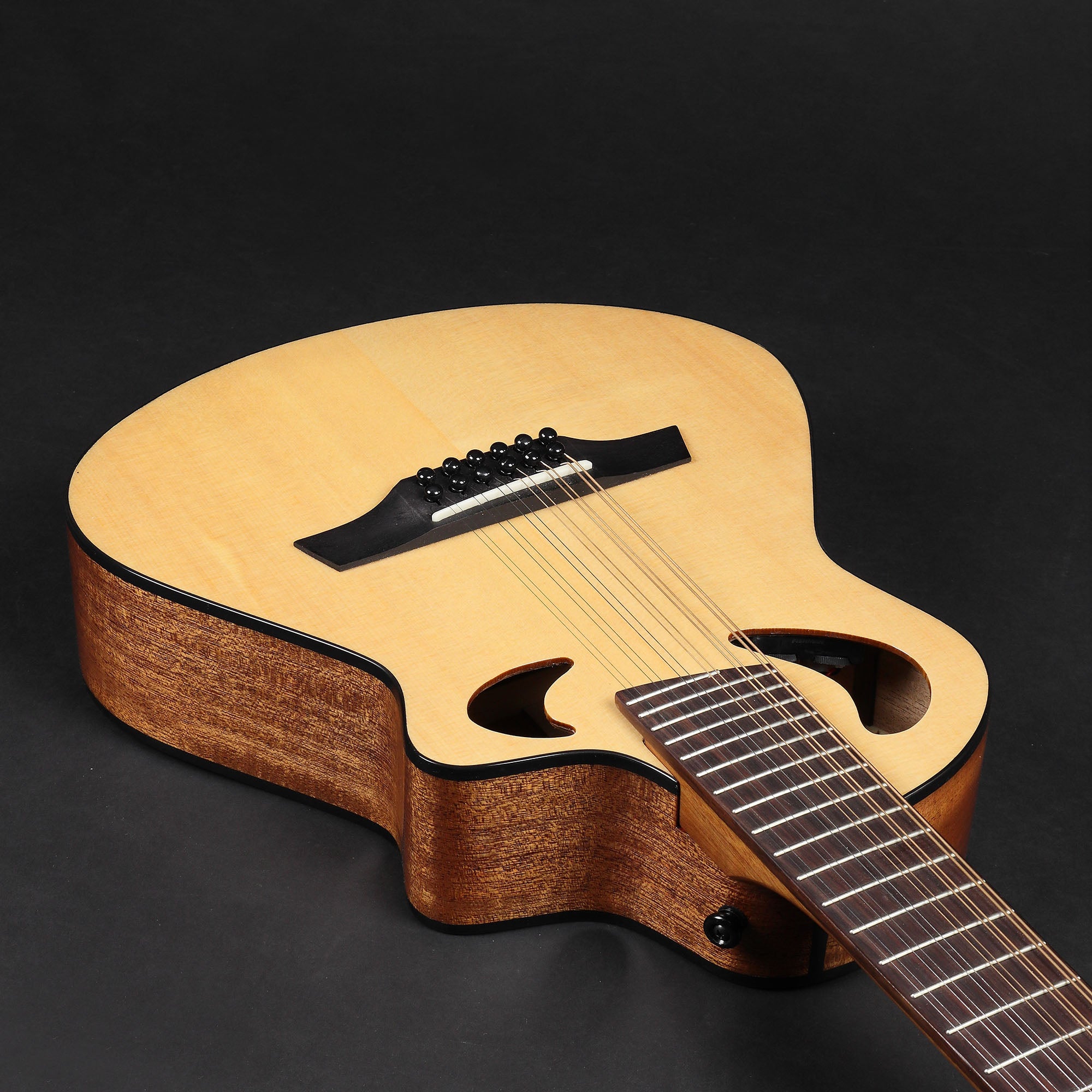 Veillette Avante Gryphon 12-String - Natural – Mak's Guitars
