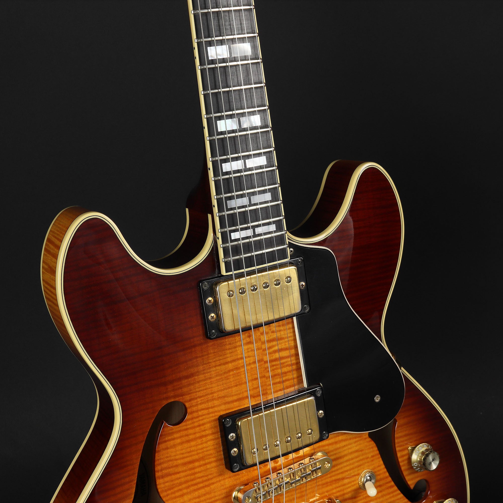 2003 Yamaha SA2200 - Violin Sunburst (Pre-owned) – Mak's Guitars