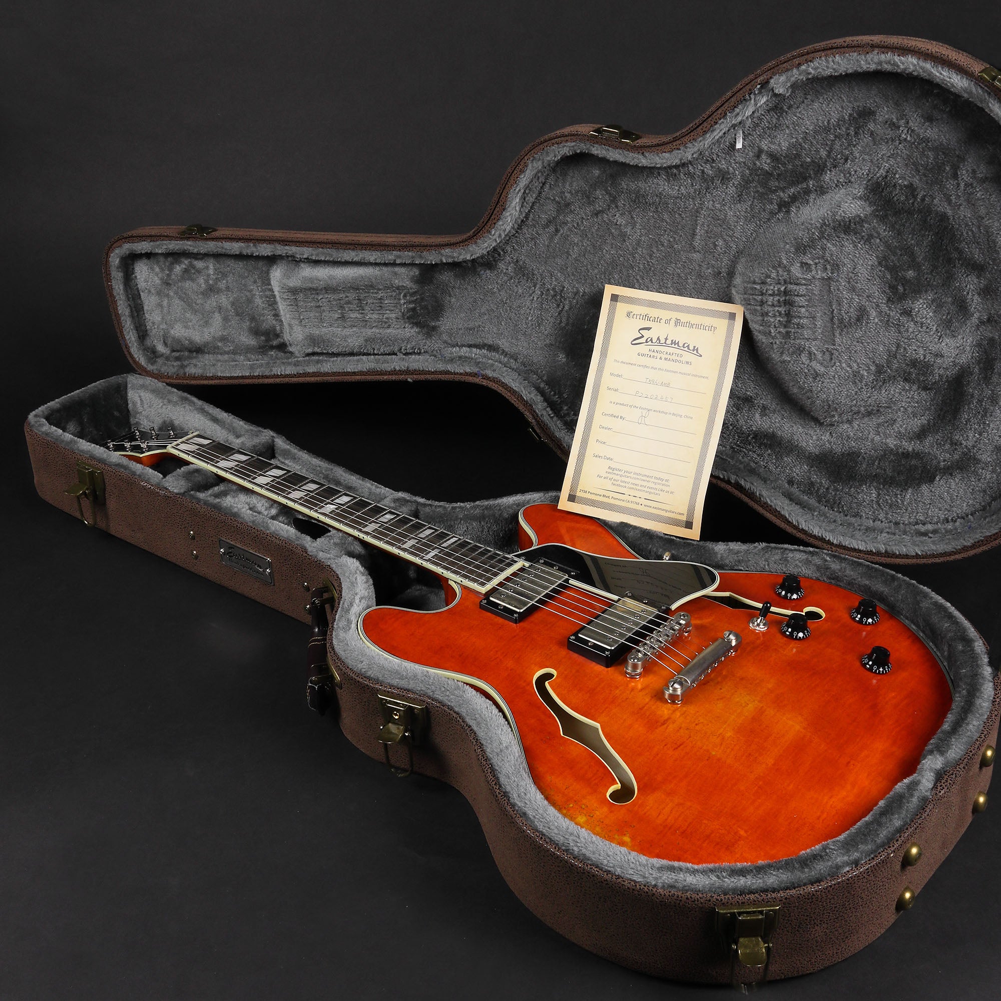 Eastman T59/v-AMB Antique Amber Varnish Finish #2457 – Mak's Guitars