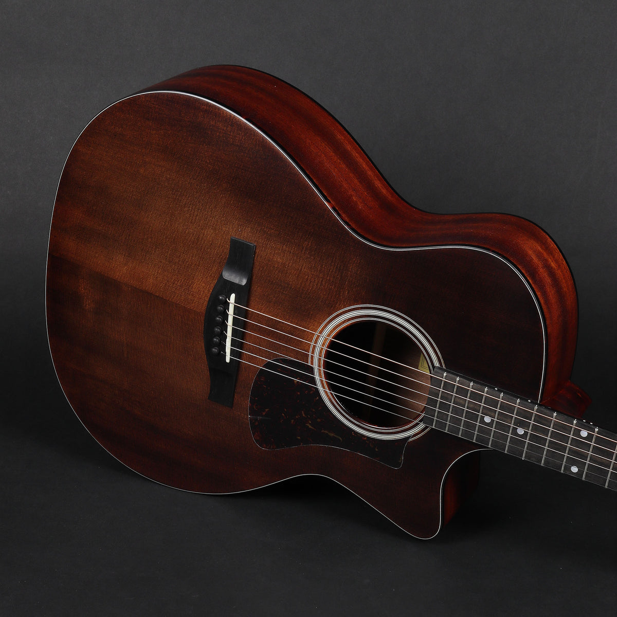 Eastman AC122-1CE Classic Finish Electro-Acoustic #2838 – Mak's Guitars