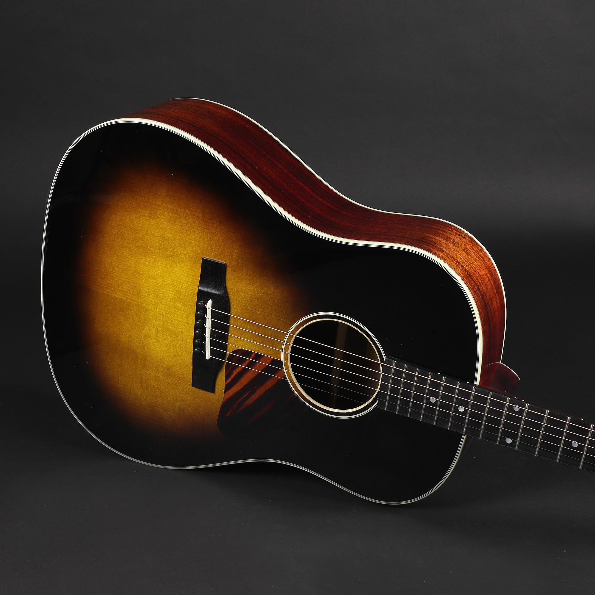 Eastman E10SS Slope Shoulder Dreadnought #5908 – Mak's Guitars