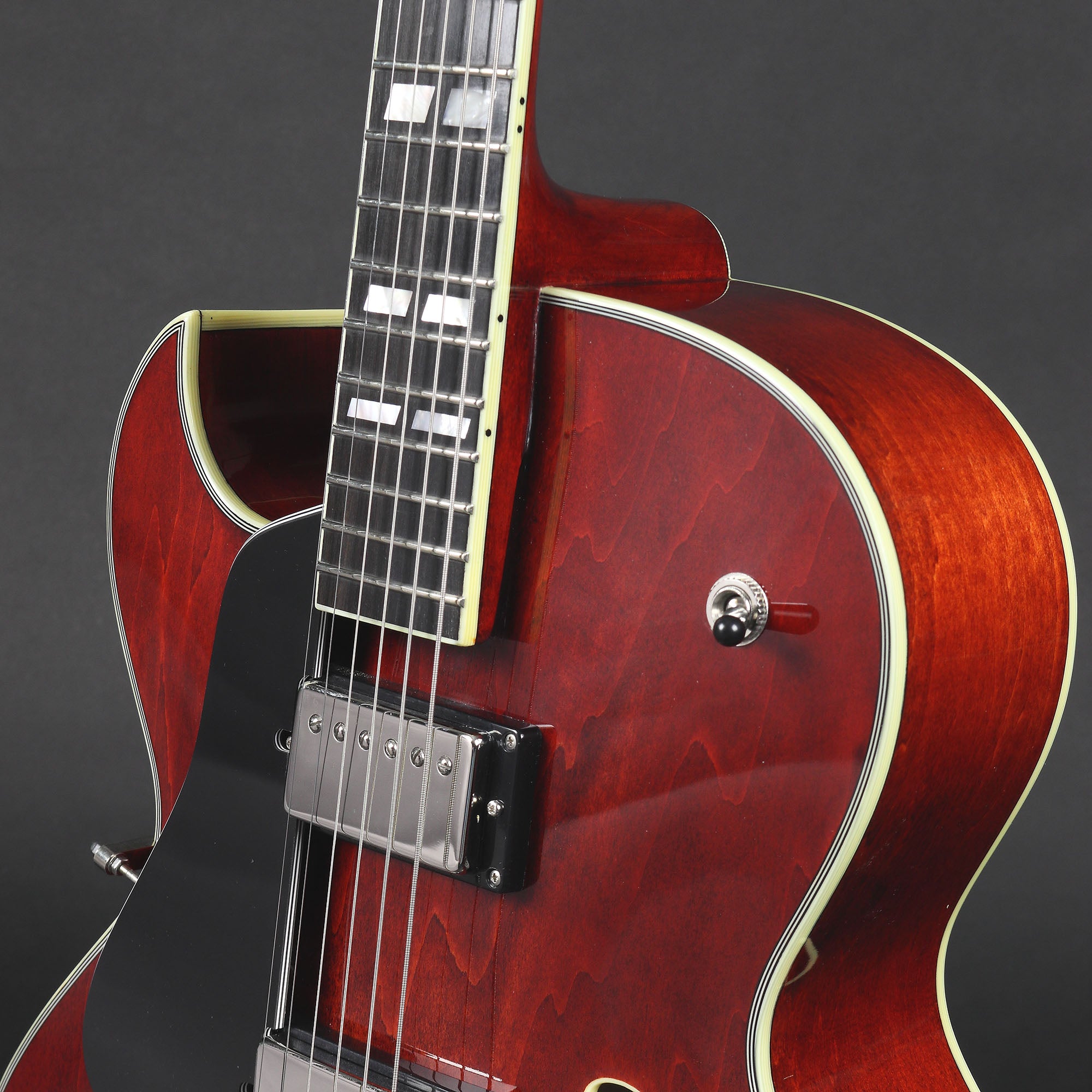 Eastman AR372CE-L Left-handed Archtop - Classic #0381 – Mak's Guitars