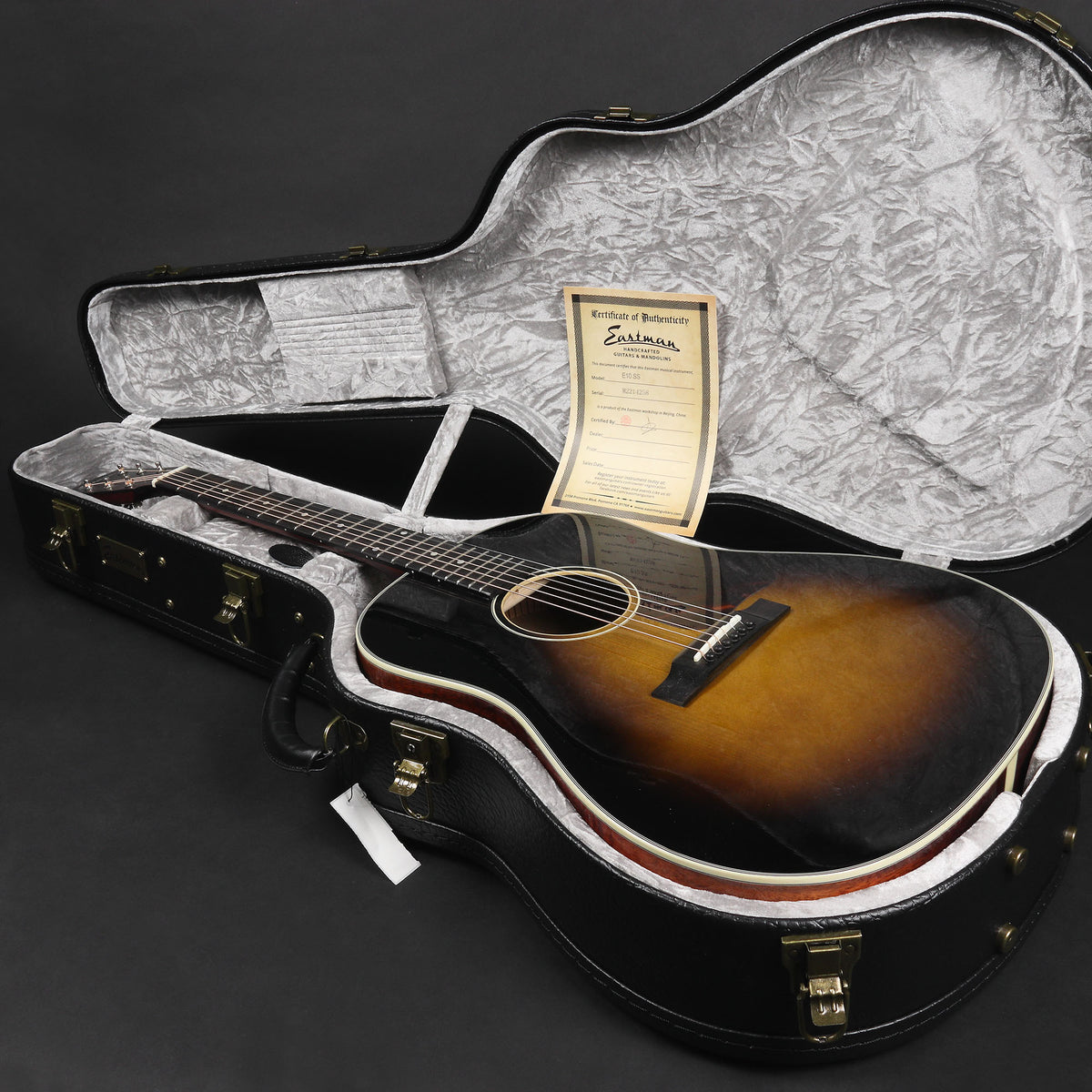 Eastman E10SS Slope Shoulder Dreadnought #4258 – Mak's Guitars