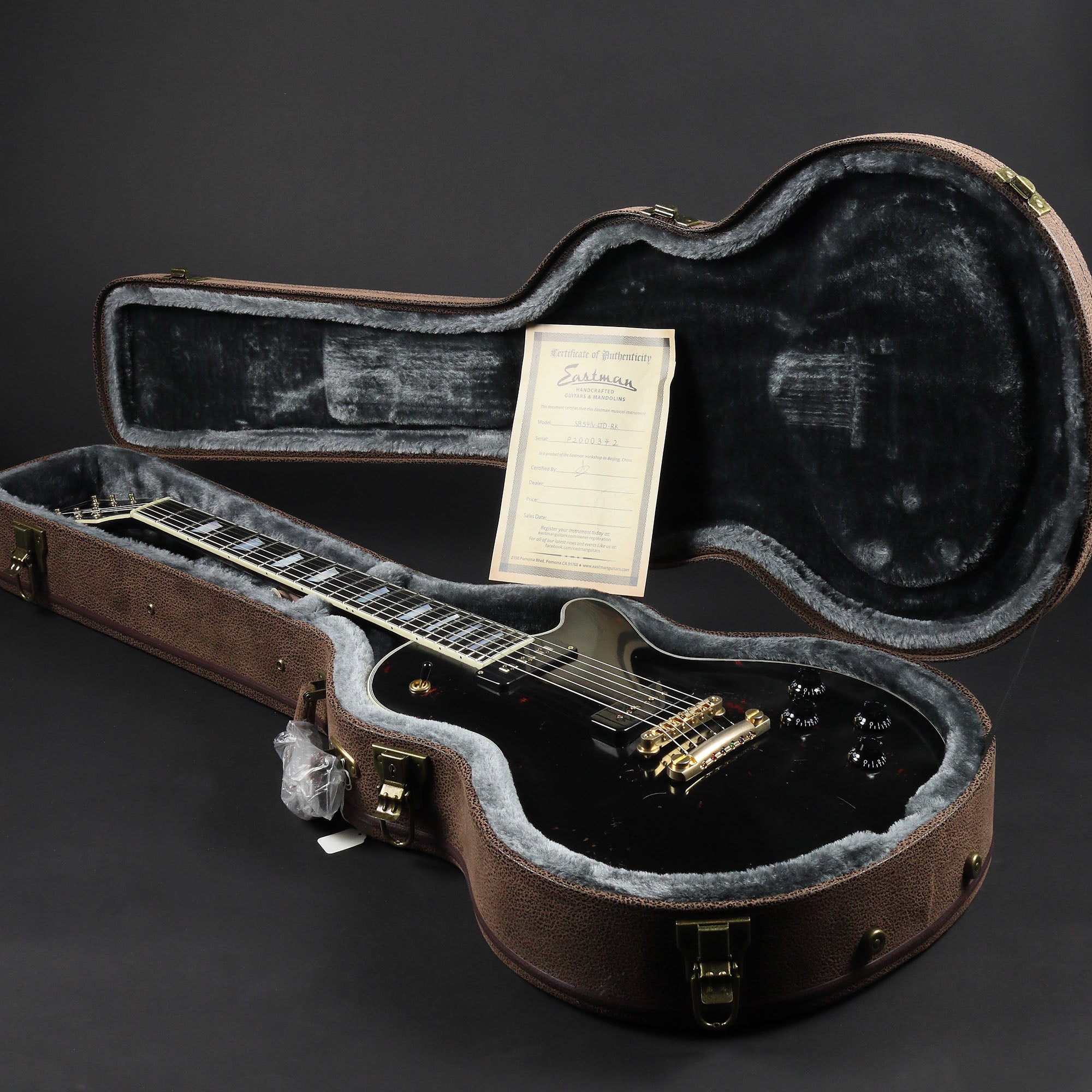 Eastman SB54/v-Ltd Edition Antique Black Varnish – Mak's Guitars