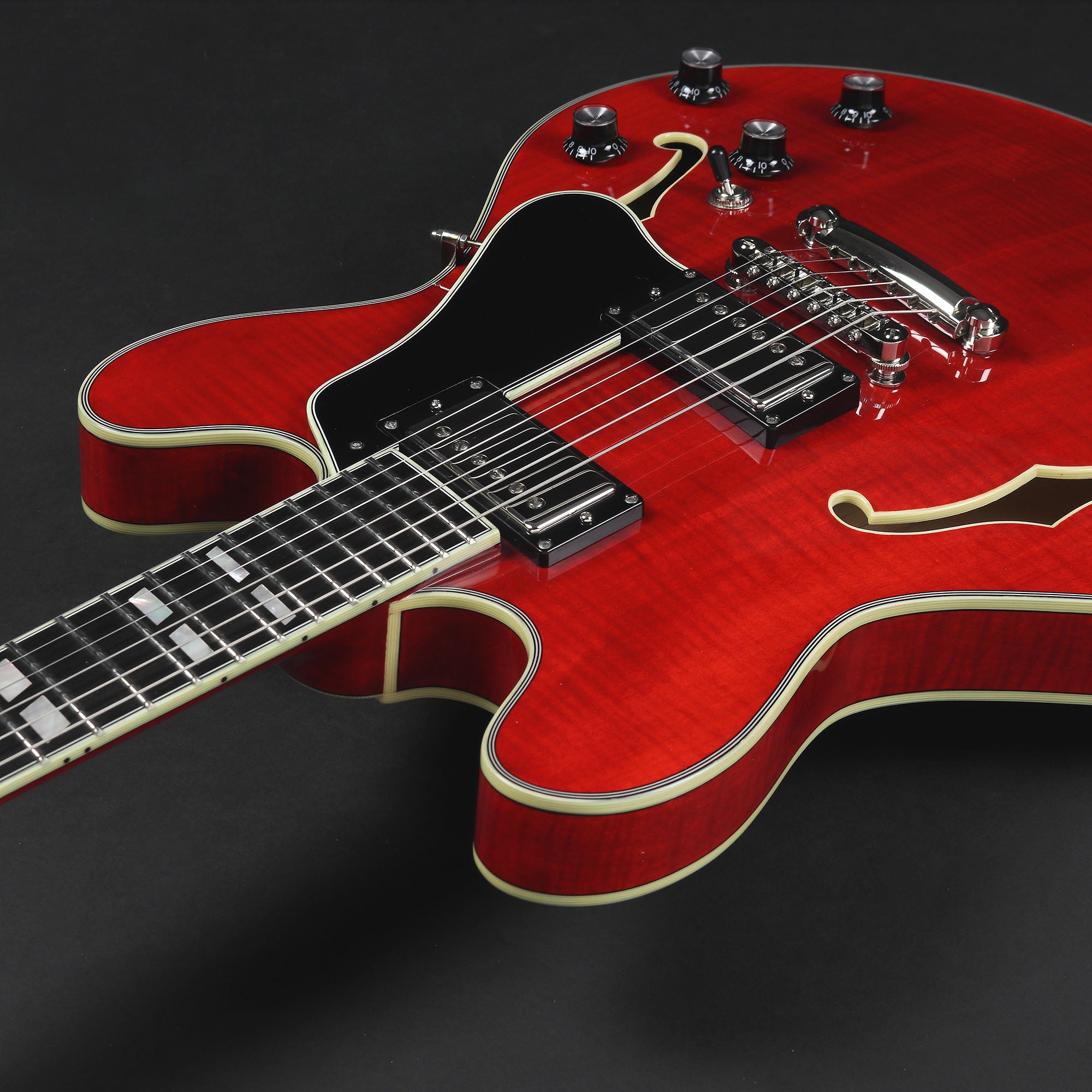 Eastman T486-RD Thinline - Red #2760 – Mak's Guitars